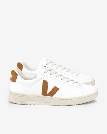 Veja WMNS Urca CWL in White Camel | Commonwealth Philippines ...